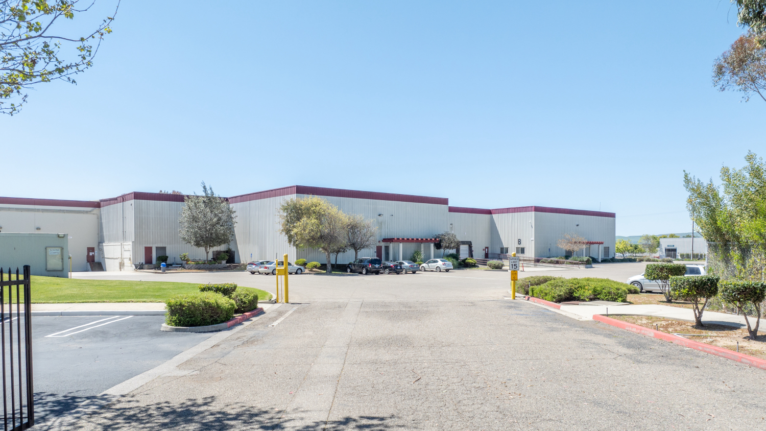 2717 Aviation Way - Santa Maria, CA 93455 | Radius Commercial Real Estate